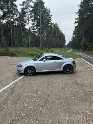 Audi TT 1999 in Ventspils, with an engine capacity of 1.80 L and mileage of 256 thousand km for 2300 €, photo 2 on AUTOMOTO.COM.LV
