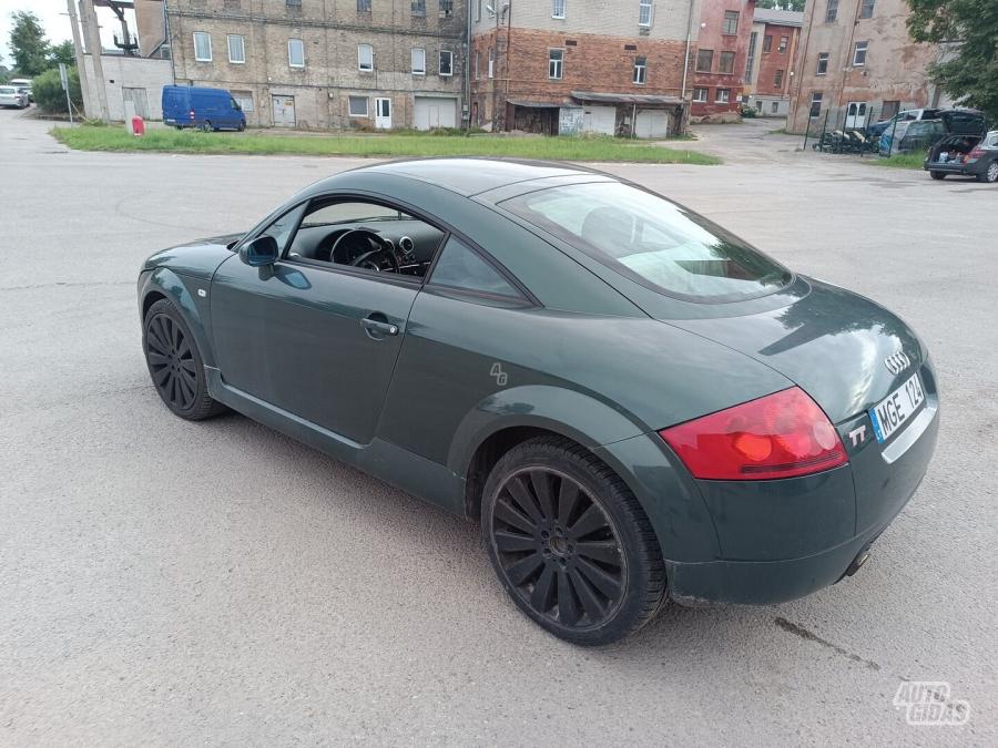 Audi TT 1999 Šauļi, ar dzinēja tilpumu 1.80 L un nobraukumu 223 tūkst. km par 2500 €, foto 5 vietnē AUTOMOTO.COM.LV