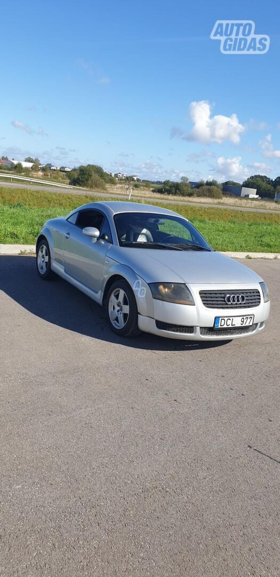 Audi TT 1999 in Kaunas, with an engine capacity of 1.80 L and mileage of 318 thousand km for 1500 €, photo 4 on AUTOMOTO.COM.LV