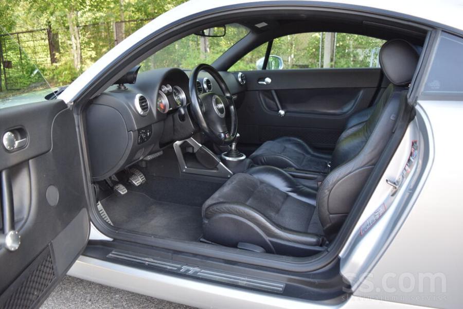 Audi TT 2000 Rīga, ar dzinēja tilpumu 1.80 L un nobraukumu 114 tūkst. km par 9900 €, foto 4 vietnē AUTOMOTO.COM.LV