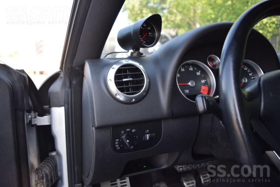 Audi TT 2000 Rīga, ar dzinēja tilpumu 1.80 L un nobraukumu 114 tūkst. km par 9900 €, foto 9 vietnē AUTOMOTO.COM.LV