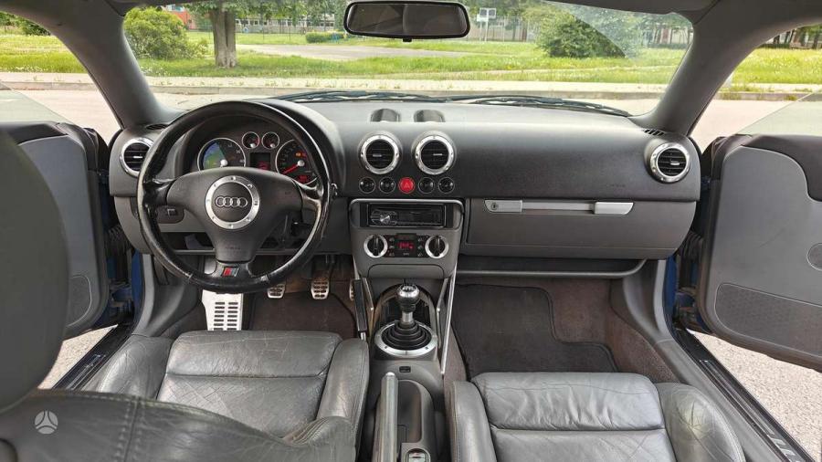 Audi TT 2000 in Kaunas, with an engine capacity of 1.78 L and mileage of 307 thousand km for 1499 €, photo 10 on AUTOMOTO.COM.LV