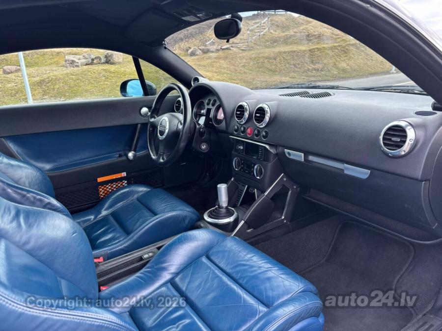 Audi TT 2003 Narva, ar dzinēja tilpumu 1.80 L un nobraukumu 239 tūkst. km par 2990 €, foto 7 vietnē AUTOMOTO.COM.LV