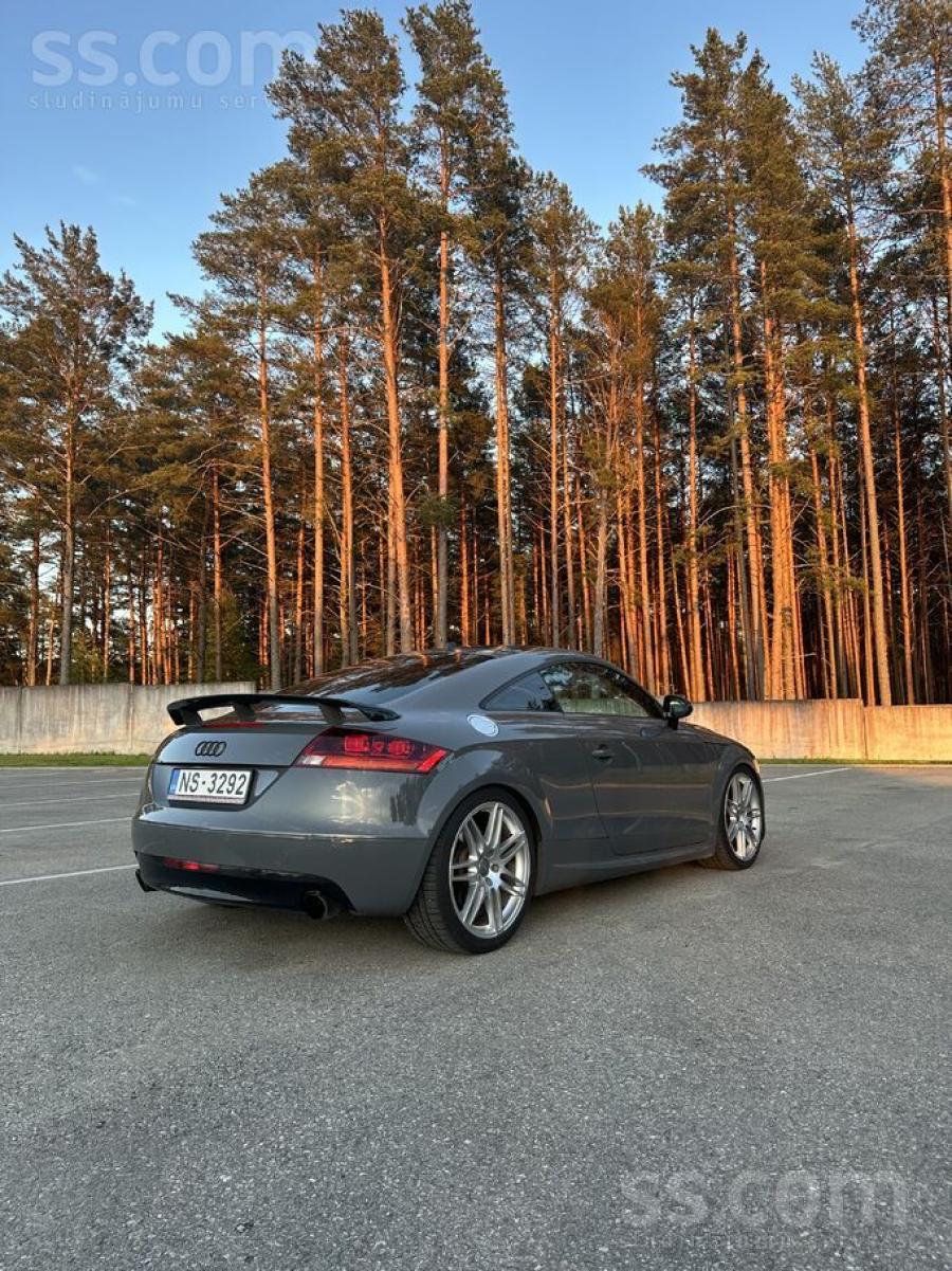 Audi TT 2007 in Riga, with an engine capacity of 3.20 L and mileage of 296 thousand km for 13000 €, photo 3 on AUTOMOTO.COM.LV