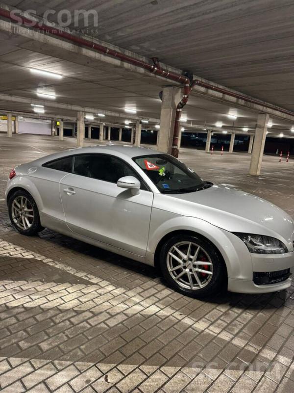 Audi TT 2009 in Riga, with an engine capacity of 2.00 L and mileage of 227 thousand km for 7900 €, photo 10 on AUTOMOTO.COM.LV