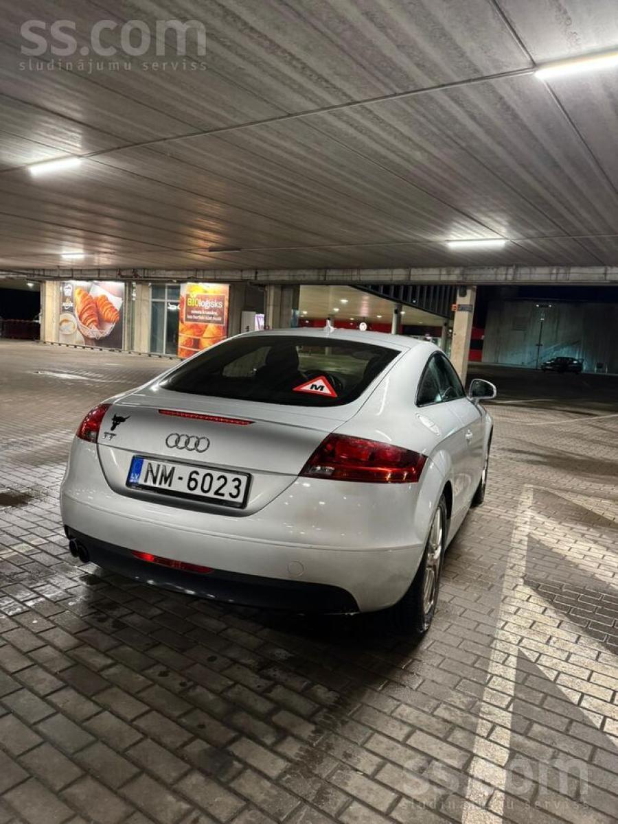 Audi TT 2009 in Riga, with an engine capacity of 2.00 L and mileage of 227 thousand km for 7900 €, photo 3 on AUTOMOTO.COM.LV