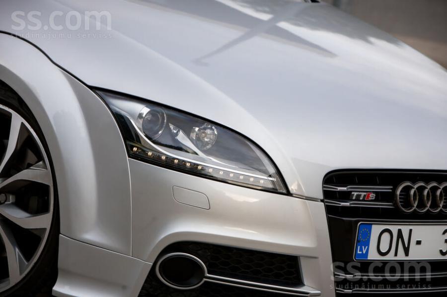 Audi TT 2010 in Riga, with an engine capacity of 2.00 L and mileage of 220 thousand km for 12300 €, photo 8 on AUTOMOTO.COM.LV