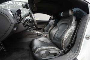 Audi TT 2010 in Riga, with an engine capacity of 2.00 L and mileage of 220 thousand km for 12300 €, photo 10 on AUTOMOTO.COM.LV