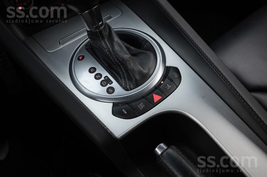 Audi TT 2010 in Riga, with an engine capacity of 2.00 L and mileage of 220 thousand km for 12300 €, photo 24 on AUTOMOTO.COM.LV