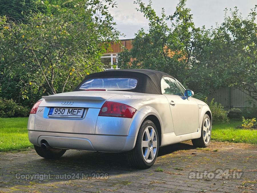 Pelēks Audi TT 2000 Tallina, ar dzinēja tilpumu 1.80 L un nobraukumu 181 tūkst. km par 4990 €, foto 1 vietnē AUTOMOTO.COM.LV