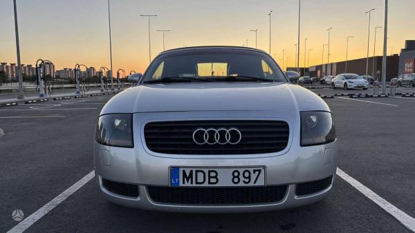 Pelēks Audi TT 2001 Kauņa, ar dzinēja tilpumu 1.78 L un nobraukumu 285 tūkst. km par 3200 €, foto 9 vietnē AUTOMOTO.COM.LV