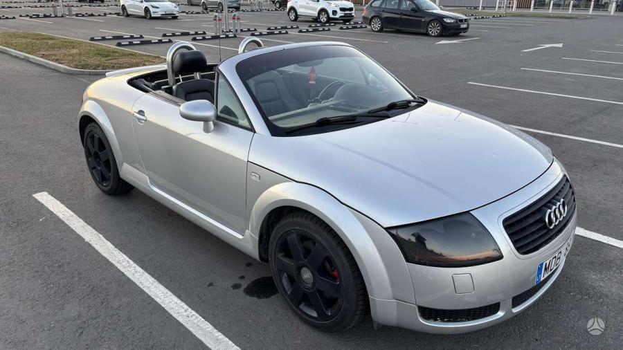 Grey Audi TT 2001 in Kaunas, with an engine capacity of 1.78 L and mileage of 285 thousand km for 3200 €, photo 17 on AUTOMOTO.COM.LV
