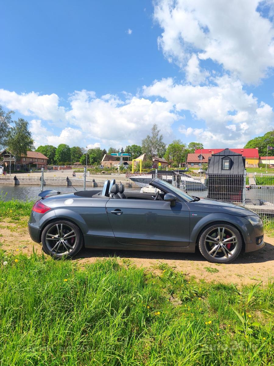 Pelēks Audi TT 2008 Tartu, ar dzinēja tilpumu 2.00 L un nobraukumu 335 tūkst. km par 8999 €, foto 3 vietnē AUTOMOTO.COM.LV