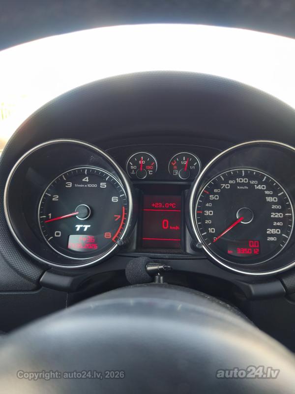 Pelēks Audi TT 2008 Tartu, ar dzinēja tilpumu 2.00 L un nobraukumu 335 tūkst. km par 8999 €, foto 7 vietnē AUTOMOTO.COM.LV