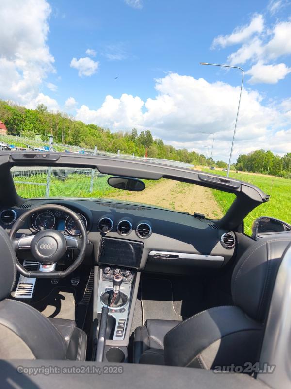 Pelēks Audi TT 2008 Tartu, ar dzinēja tilpumu 2.00 L un nobraukumu 335 tūkst. km par 8999 €, foto 8 vietnē AUTOMOTO.COM.LV