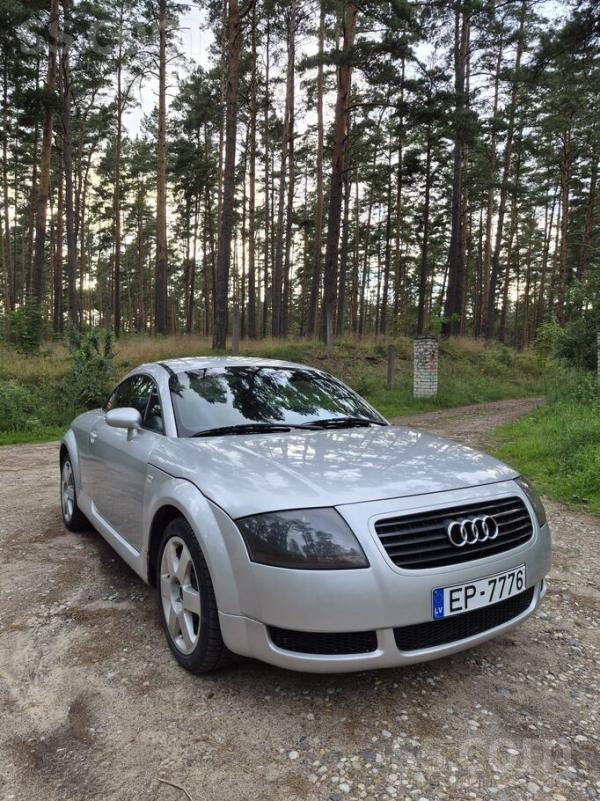 Pelēks Audi TT 1998 Rīga, ar dzinēja tilpumu 1.80 L un nobraukumu 215 tūkst. km par 3000 €, foto 2 vietnē AUTOMOTO.COM.LV