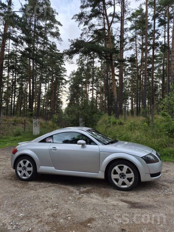 Pelēks Audi TT 1998 Rīga, ar dzinēja tilpumu 1.80 L un nobraukumu 215 tūkst. km par 3000 €, foto 10 vietnē AUTOMOTO.COM.LV