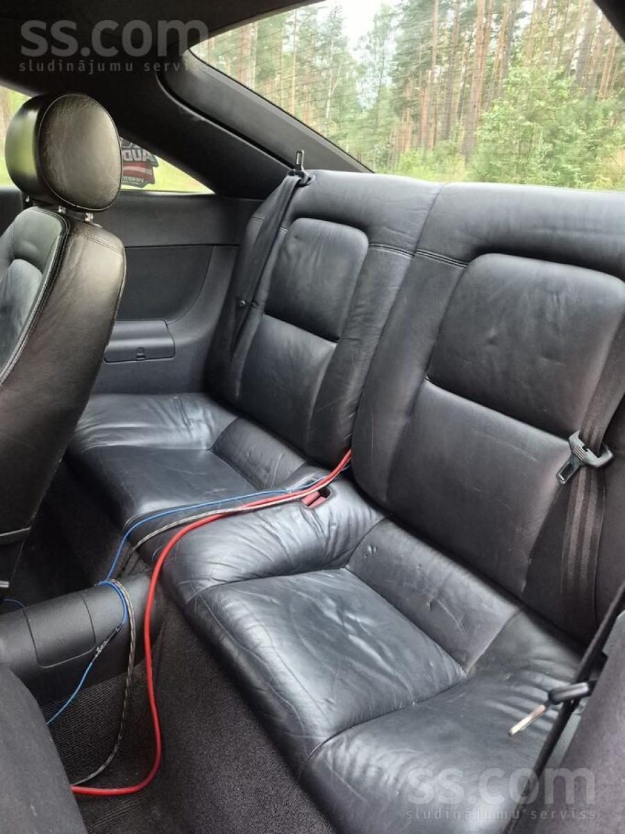Pelēks Audi TT 1998 Rīga, ar dzinēja tilpumu 1.80 L un nobraukumu 215 tūkst. km par 3000 €, foto 13 vietnē AUTOMOTO.COM.LV