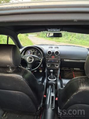 Pelēks Audi TT 1998 Rīga, ar dzinēja tilpumu 1.80 L un nobraukumu 215 tūkst. km par 3000 €, foto 14 vietnē AUTOMOTO.COM.LV