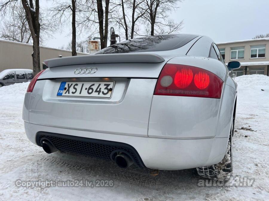 Grey Audi TT 1999 in Narva, with an engine capacity of 1.80 L and mileage of 299 thousand km for 2999 €, photo 17 on AUTOMOTO.COM.LV