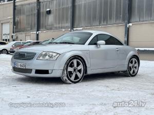 Grey Audi TT 1999 in Narva, with an engine capacity of 1.80 L and mileage of 299 thousand km for 2999 €, photo 19 on AUTOMOTO.COM.LV