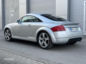 Pelēks Audi TT 1999 Narva, ar dzinēja tilpumu 1.80 L un nobraukumu 318 tūkst. km par 1999 €, foto 7 vietnē AUTOMOTO.COM.LV