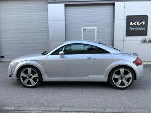 Pelēks Audi TT 1999 Narva, ar dzinēja tilpumu 1.80 L un nobraukumu 318 tūkst. km par 1999 €, foto 16 vietnē AUTOMOTO.COM.LV