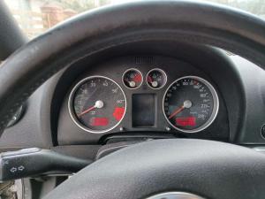 Pelēks Audi TT 1999 Kauņa, ar dzinēja tilpumu 1.78 L un nobraukumu 192 tūkst. km par 1500 €, foto 10 vietnē AUTOMOTO.COM.LV
