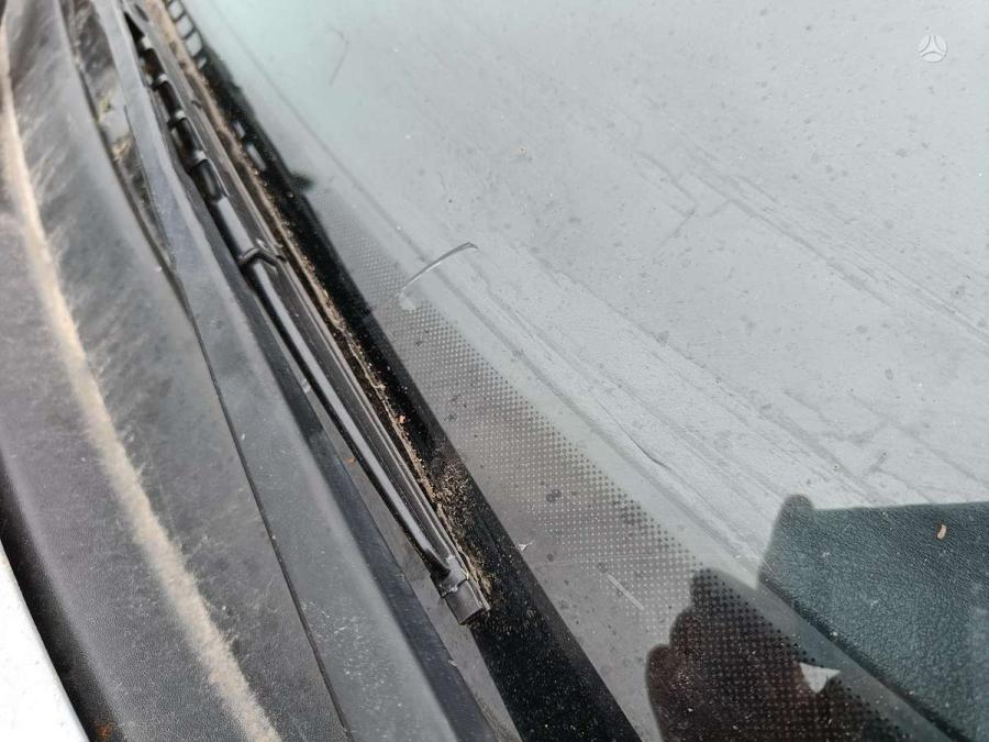 Pelēks Audi TT 1999 Kauņa, ar dzinēja tilpumu 1.78 L un nobraukumu 192 tūkst. km par 1500 €, foto 11 vietnē AUTOMOTO.COM.LV