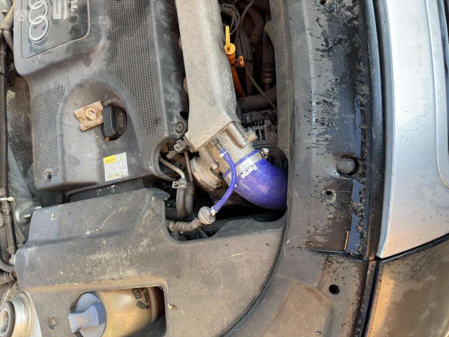 Pelēks Audi TT 1999 Kauņa, ar dzinēja tilpumu 1.78 L un nobraukumu 192 tūkst. km par 1500 €, foto 12 vietnē AUTOMOTO.COM.LV