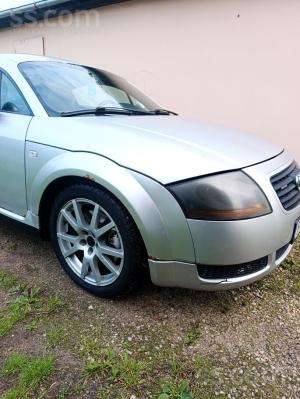 Grey Audi TT 1999 in Riga, with an engine capacity of 1.80 L and mileage of 287 thousand km for 2300 €, photo 5 on AUTOMOTO.COM.LV