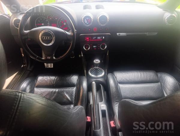 Pelēks Audi TT 1999 Rīga, ar dzinēja tilpumu 1.80 L un nobraukumu 287 tūkst. km par 2300 €, foto 9 vietnē AUTOMOTO.COM.LV