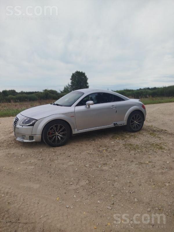 Audi TT 1999 Rēzekne vietnē Pelēks Audi TT 1999 Rēzekne, ar dzinēja tilpumu 1.80 L un nobraukumu 286 tūkst. km par 2888 €, foto 3 vietnē AUTOMOTO.COM.LV