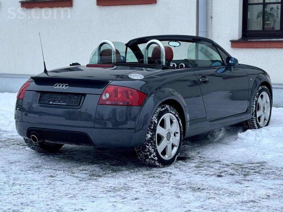 Grey Audi TT 2001 in Jelgava, with an engine capacity of 1.80 L and mileage of 250 thousand km for 5950 €, photo 7 on AUTOMOTO.COM.LV