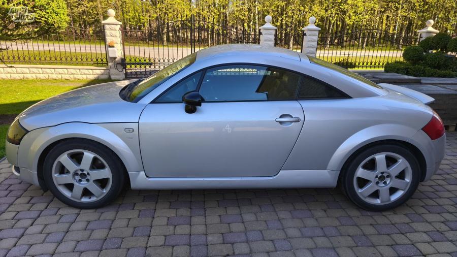 Grey Audi TT 2001 in Sakiai, with an engine capacity of 1.80 L and mileage of 301 thousand km for 4000 €, photo 3 on AUTOMOTO.COM.LV