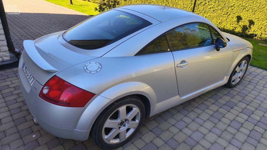 Grey Audi TT 2001 in Sakiai, with an engine capacity of 1.80 L and mileage of 301 thousand km for 4000 €, photo 6 on AUTOMOTO.COM.LV