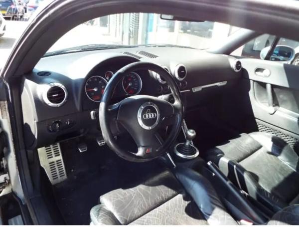 Pelēks Audi TT 2002 Tauragė, ar dzinēja tilpumu 1.80 L un nobraukumu 3180 tūkst. km par 3000 €, foto 6 vietnē AUTOMOTO.COM.LV