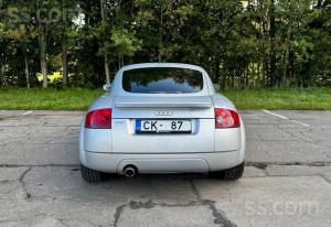 Grey Audi TT 2004 in Riga, with an engine capacity of 1.80 L and mileage of 224 thousand km for 3950 €, photo 5 on AUTOMOTO.COM.LV
