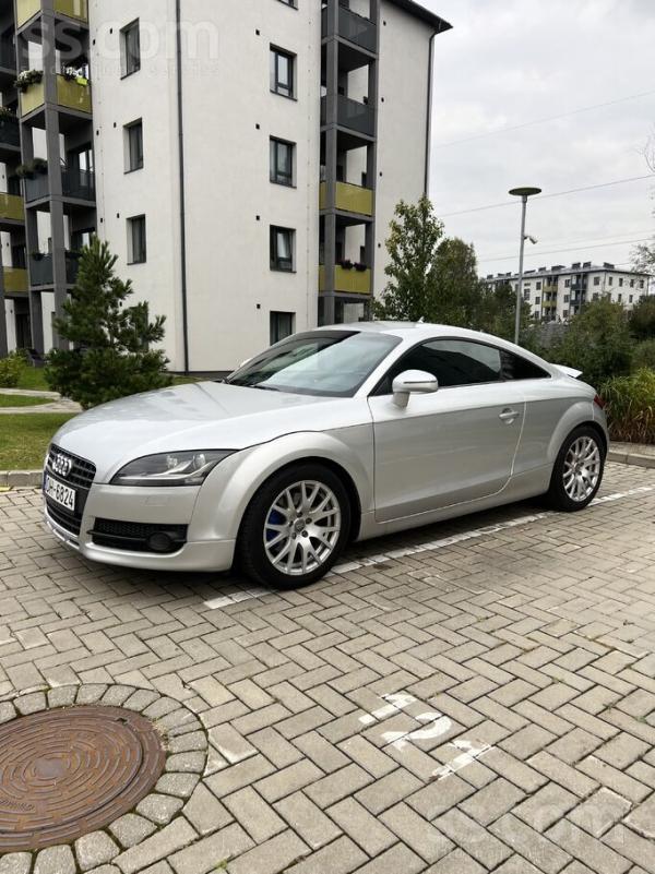 Audi TT 2006 Rīga vietnē Pelēks Audi TT 2006 Rīga, ar dzinēja tilpumu 2.00 L un nobraukumu 235 tūkst. km par 6333 €, foto 3 vietnē AUTOMOTO.COM.LV