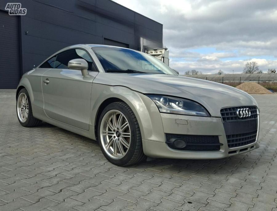 Grey Audi TT 2007 in Kaunas, with an engine capacity of 2.00 L and mileage of 200 thousand km for 4699 €, photo 4 on AUTOMOTO.COM.LV
