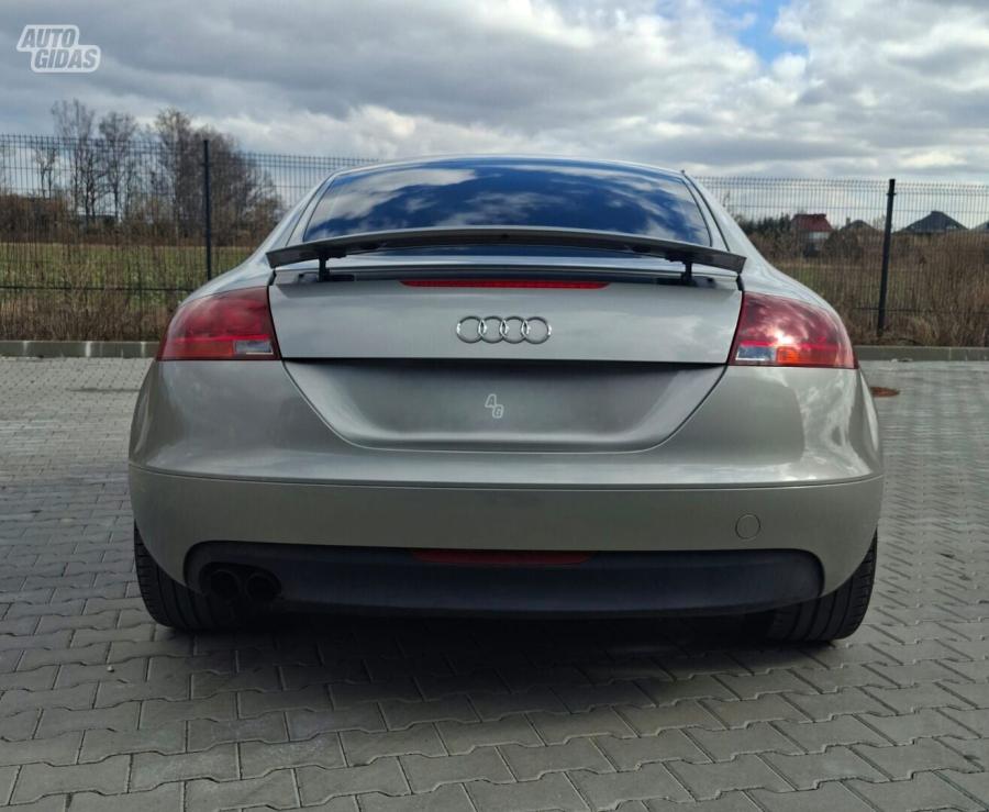 Grey Audi TT 2007 in Kaunas, with an engine capacity of 2.00 L and mileage of 200 thousand km for 4699 €, photo 13 on AUTOMOTO.COM.LV