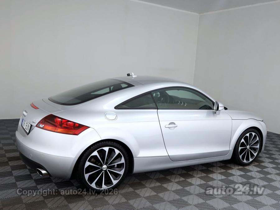 Grey Audi TT 2007 in Tallinn, with an engine capacity of 3.20 L and mileage of 248 thousand km for 4499 €, photo 4 on AUTOMOTO.COM.LV