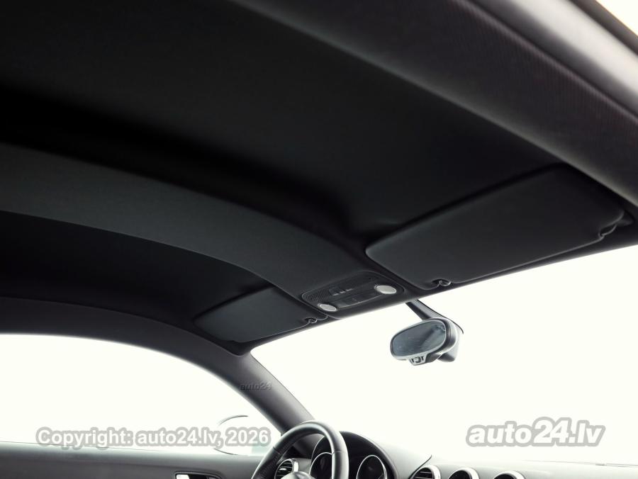 Grey Audi TT 2007 in Tallinn, with an engine capacity of 3.20 L and mileage of 248 thousand km for 4499 €, photo 9 on AUTOMOTO.COM.LV