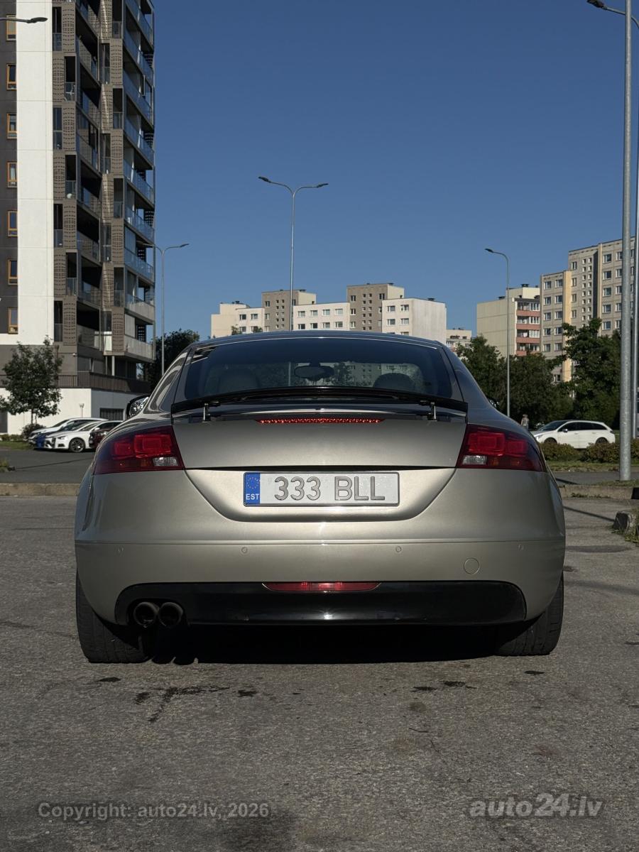Pelēks Audi TT 2007 Tallina, ar dzinēja tilpumu 2.00 L un nobraukumu 150 tūkst. km par 9490 €, foto 5 vietnē AUTOMOTO.COM.LV