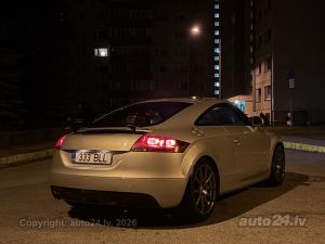Pelēks Audi TT 2007 Tallina, ar dzinēja tilpumu 2.00 L un nobraukumu 150 tūkst. km par 9490 €, foto 23 vietnē AUTOMOTO.COM.LV