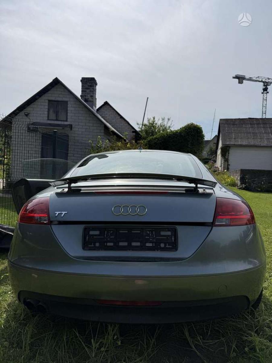 Grey Audi TT 2007 in Vilnius, with an engine capacity of 1.98 L and mileage of 320 thousand km for 1 €, photo 5 on AUTOMOTO.COM.LV