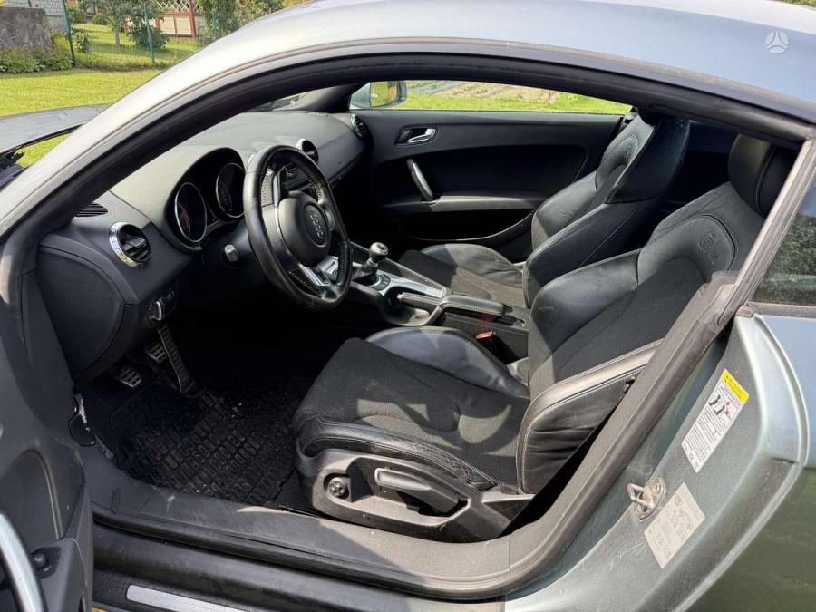 Grey Audi TT 2007 in Vilnius, with an engine capacity of 1.98 L and mileage of 320 thousand km for 1 €, photo 12 on AUTOMOTO.COM.LV
