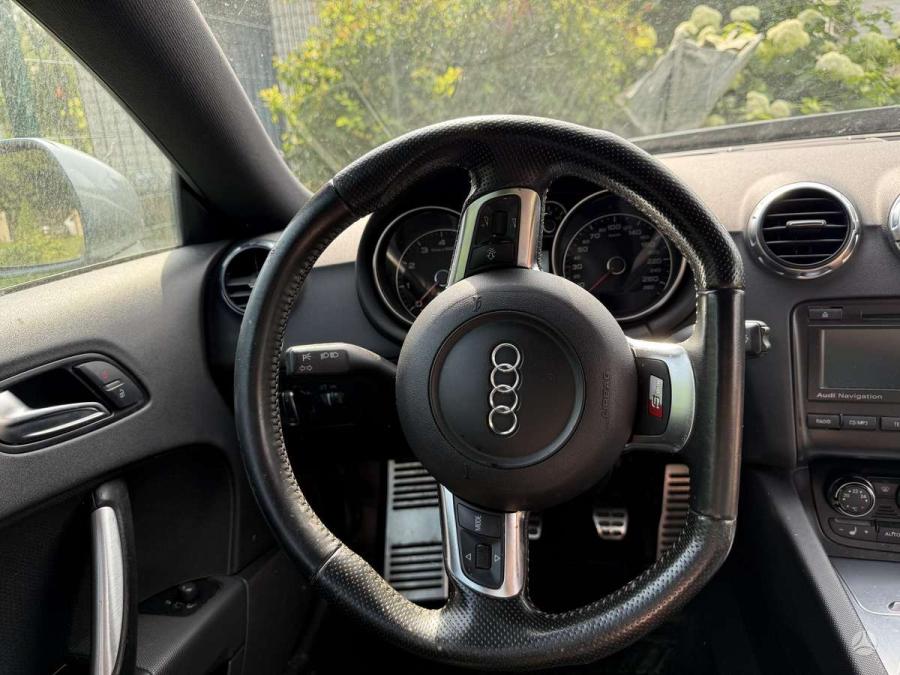 Grey Audi TT 2007 in Vilnius, with an engine capacity of 1.98 L and mileage of 320 thousand km for 1 €, photo 17 on AUTOMOTO.COM.LV