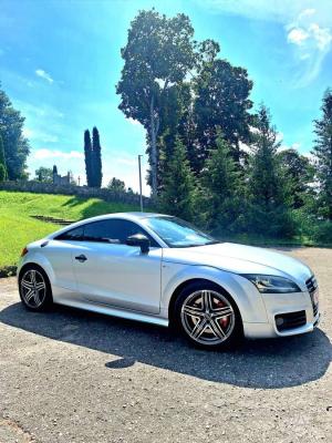 Pelēks Audi TT 2007 Alīta, ar dzinēja tilpumu 3.20 L un nobraukumu 254 tūkst. km par 5950 €, foto 3 vietnē AUTOMOTO.COM.LV