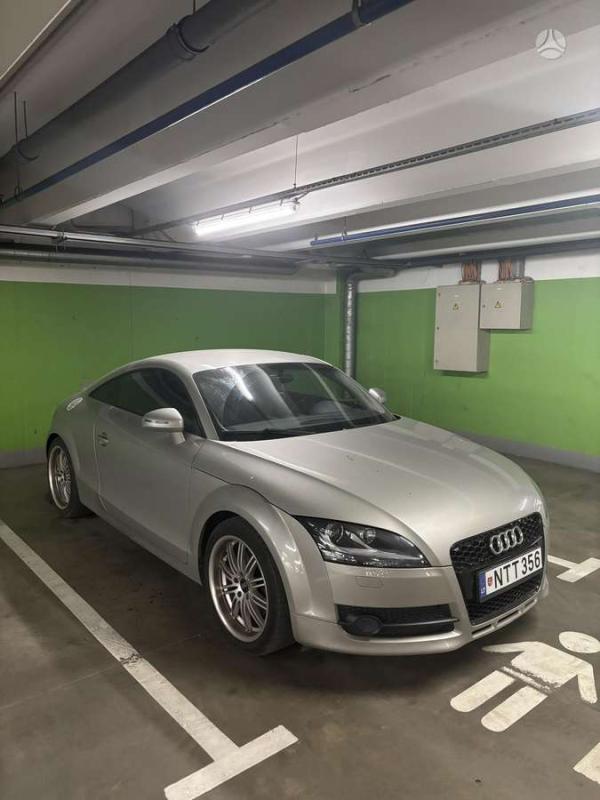 Pelēks Audi TT 2007 Viļņa, ar dzinēja tilpumu 1.98 L un nobraukumu 293 tūkst. km par 6750 €, foto 1 vietnē AUTOMOTO.COM.LV